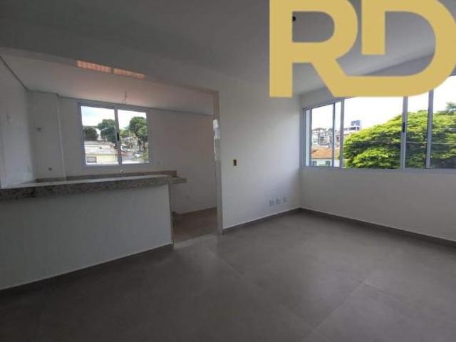 Apartamento 2 quartos com 2 vagas, elevador e auecimento solar a venda no Esplanada