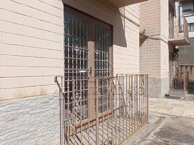 APARTAMENTO 2 QUARTOS CONDOMÍNIO LEONILDA BLUMER