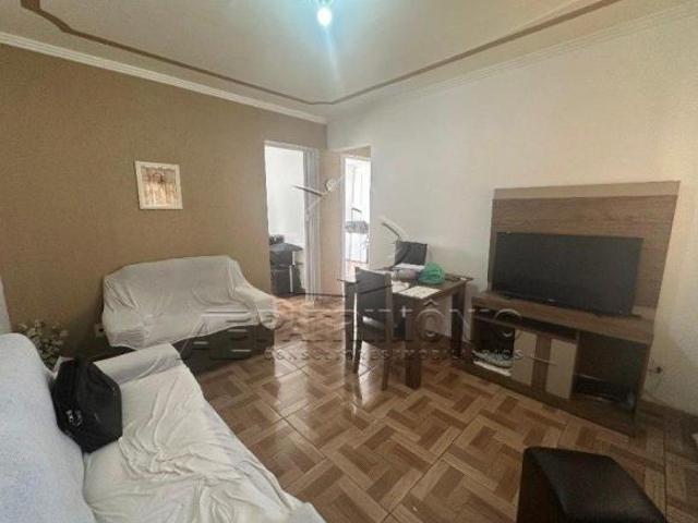 APARTAMENTO 2 QUARTOS CONJUNTO BENEDICTO CLETO