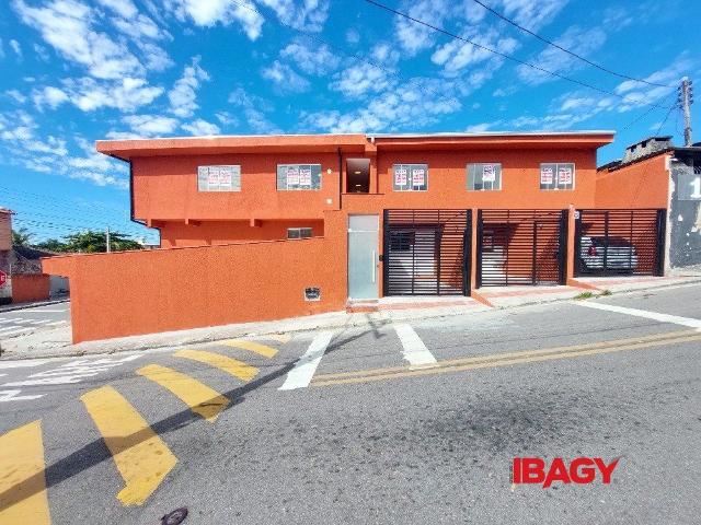 Apartamento 2 Quartos Capoeiras 48m²