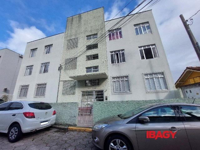Apartamento 2 Quartos Centro 54m²