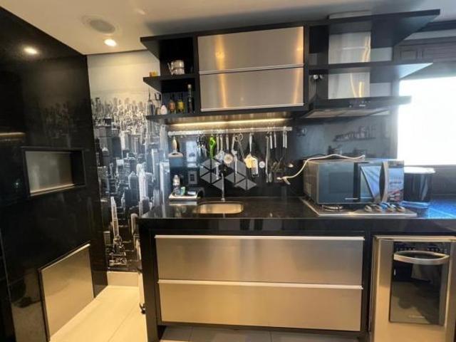 Apartamento 2 quartos, churrasqueira, 1 vaga e elevador no Passo d&apos areia