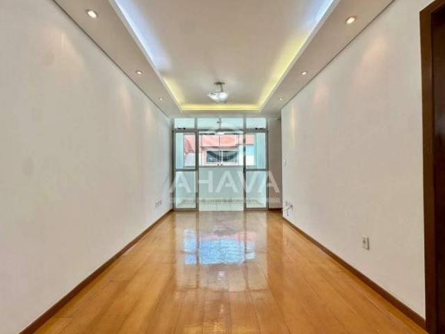 Apartamento 2 Quartos à Venda, 2 Vagas, 70m², Bairro Santa Branca, próximo a Avenida Pedro I