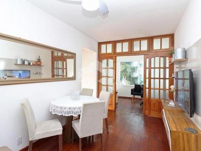 APARTAMENTO 2 QUARTOS A VENDA BAIRRO CRISTAL