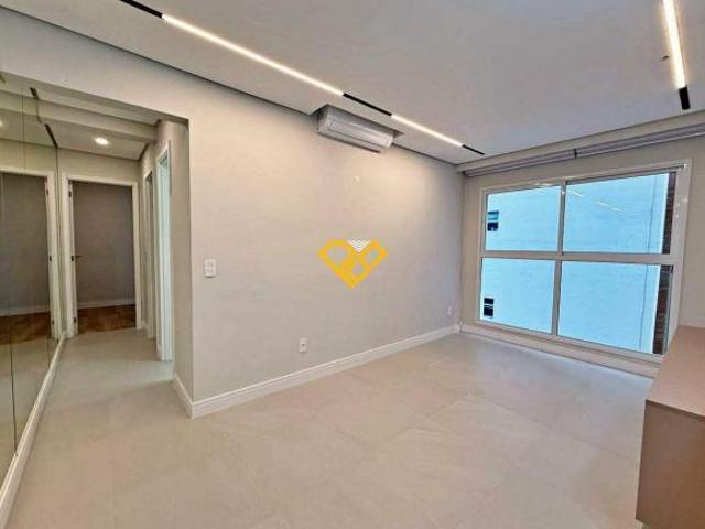 Apartamento 2 Quartos à Venda em Santos Sp