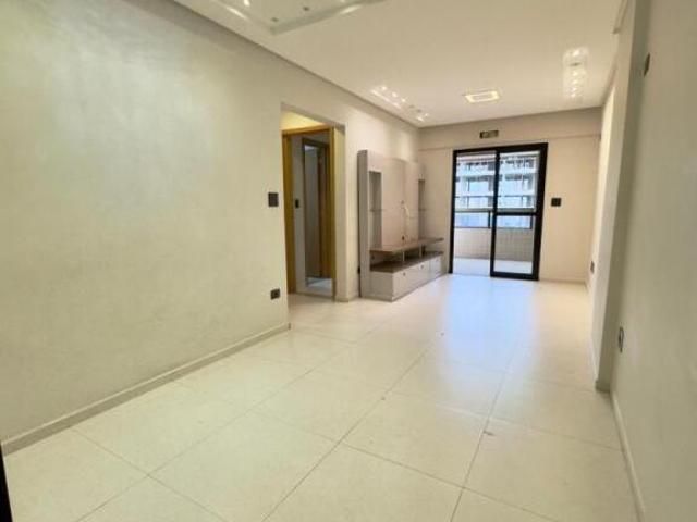 Apartamento 2 Quartos à Venda na Vila Guilhermina, semi mobiliado