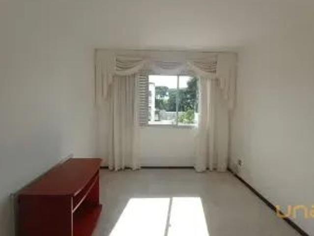 Apartamento 2 quartos, amplo e com vaga, para alugar na Vila Izabel, Curitiba