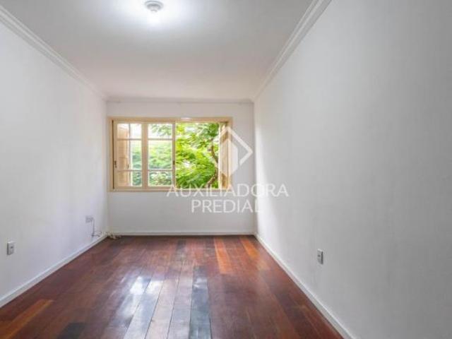 Apartamento 2 quartos, amplos e espaçosos, com dependência completa em 82m² privativos