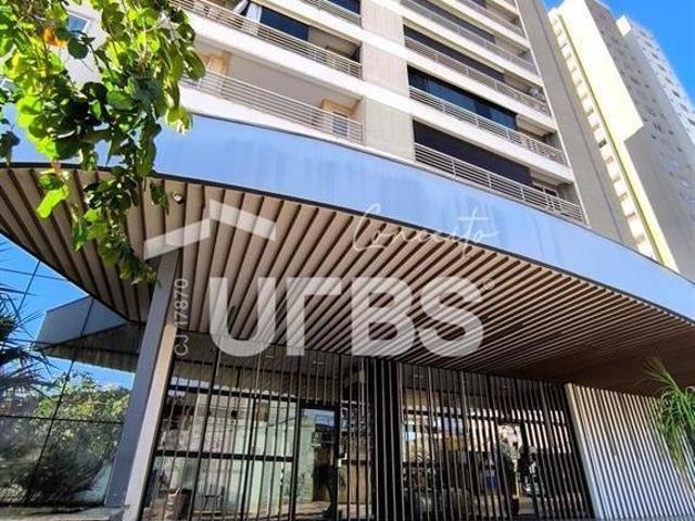 Apartamento 2 quartos, Andar alto, Uma suíte, Armários nos quartos, banheiros e cozinha, com escani