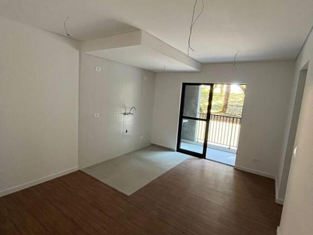 Apartamento 2 quartos ao lado da Universidade Positivo