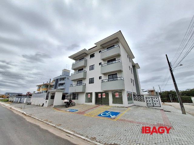 Apartamento 2 Quartos Aririú 68m²