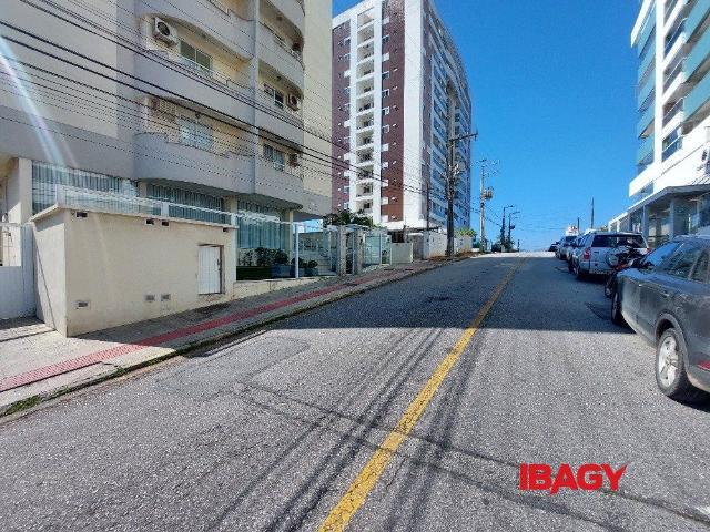 Apartamento 2 Quartos Barreiros 68m²