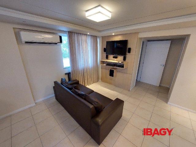 Apartamento 2 Quartos Barreiros 73m²