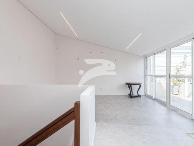 Apartamento 2 Quartos Bigorrilho 105m²