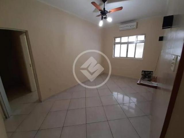 Apartamento 2 quartos Gonzaga Santos