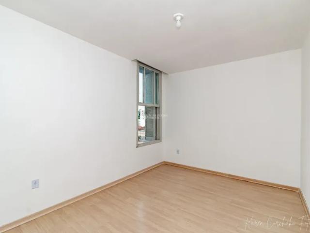 Apartamento | 2 Quartos | Dependência de Empregada | Passo D'Areia