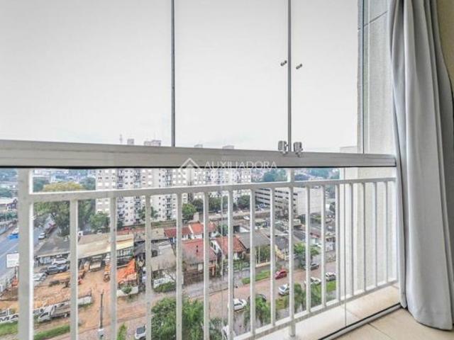 Apartamento 2 quartos e 1 vaga à venda no bairro Camaqua