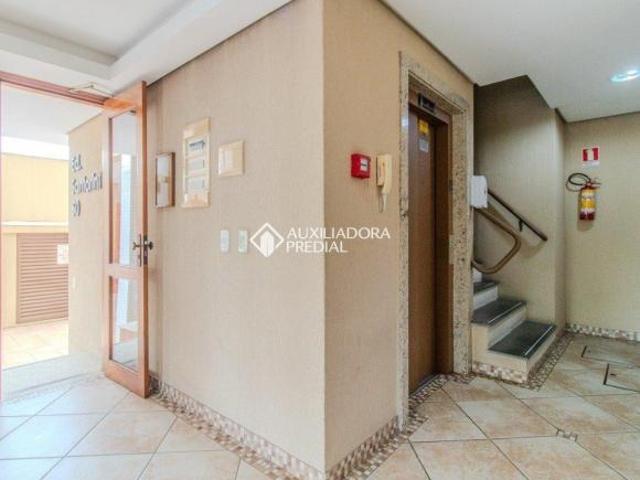 Apartamento 2 quartos e 1 vaga no bairro Menino Deus