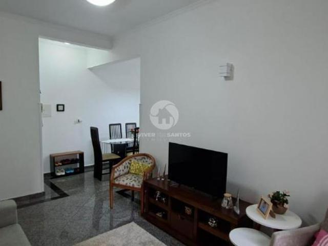 Apartamento 2 quartos e 2 banheiros na quadra da praia do Gonzaga Santos/SP