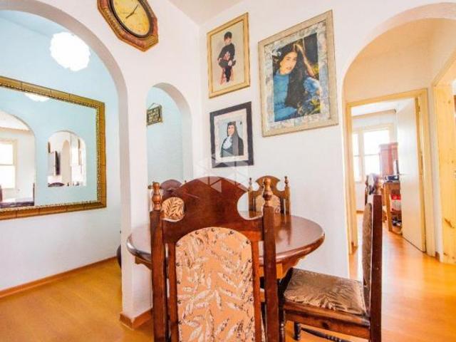 Apartamento 2 quartos e vaga de garagem, Bairro Floresta