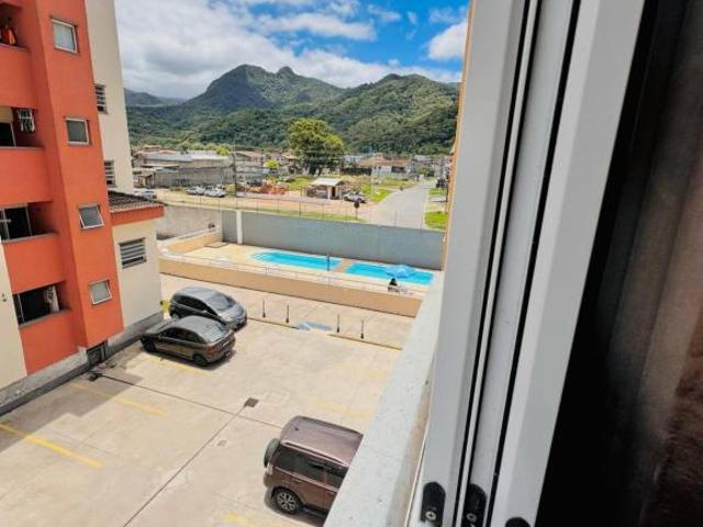 Apartamento 2 Quartos em Condomínio com Piscina – Pronto para Morar