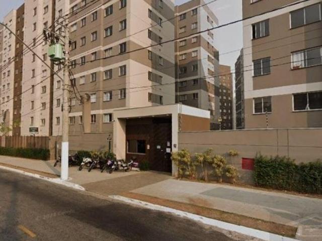 APARTAMENTO 2 QUARTOS EM GUAIANASES PROXIMO DA ESTAÇÃO