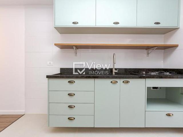 Apartamento 2 quartos ensolarado e com churrasquei