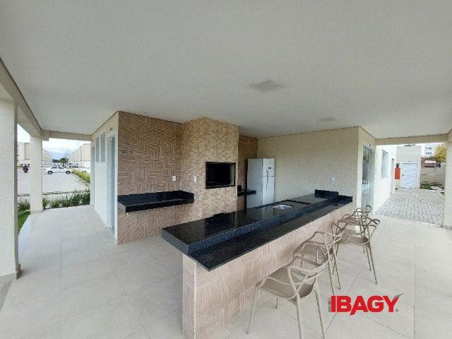 Apartamento 2 Quartos Forquilhas 47m²