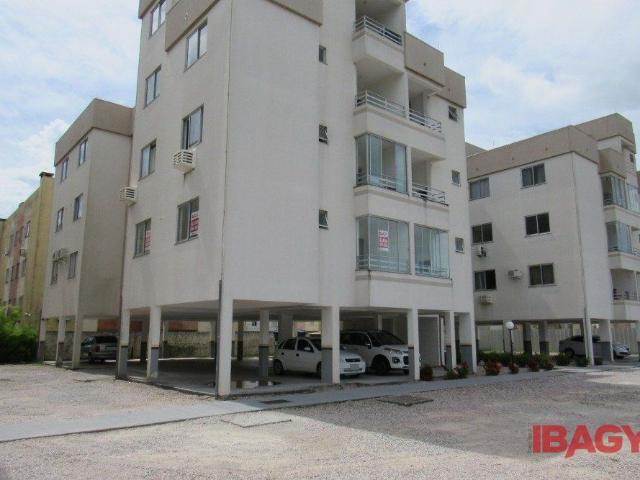 Apartamento 2 Quartos Forquilhinha 65m²