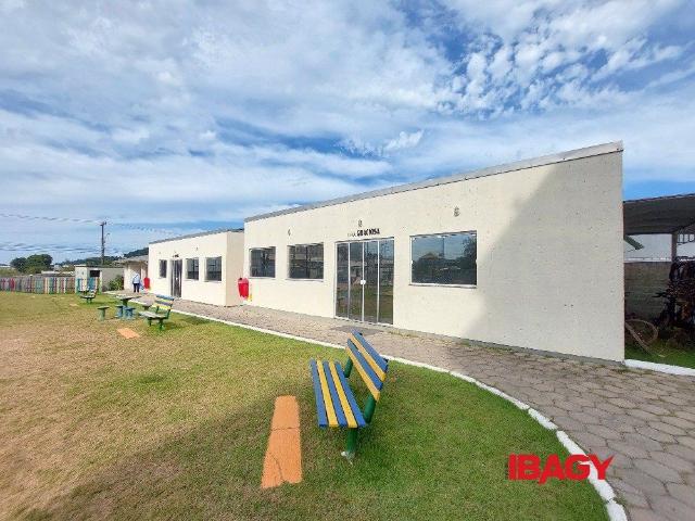 Apartamento 2 Quartos Fundos 57m²