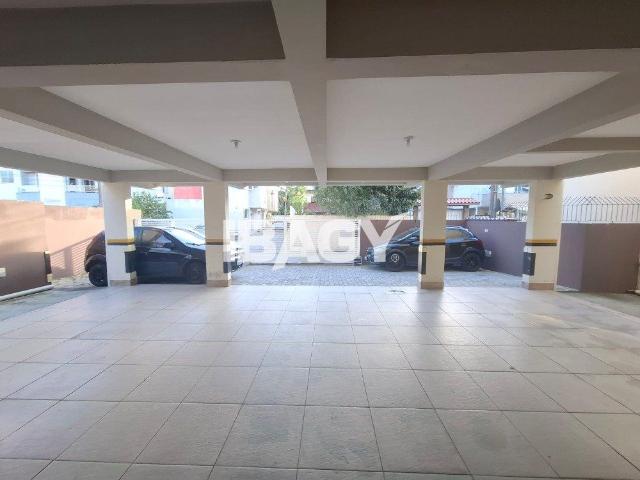 Apartamento 2 Quartos Ingleses Do Rio Vermelho 53m²