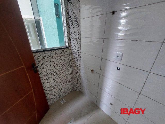 Apartamento 2 Quartos Ingleses Do Rio Vermelho 53m²