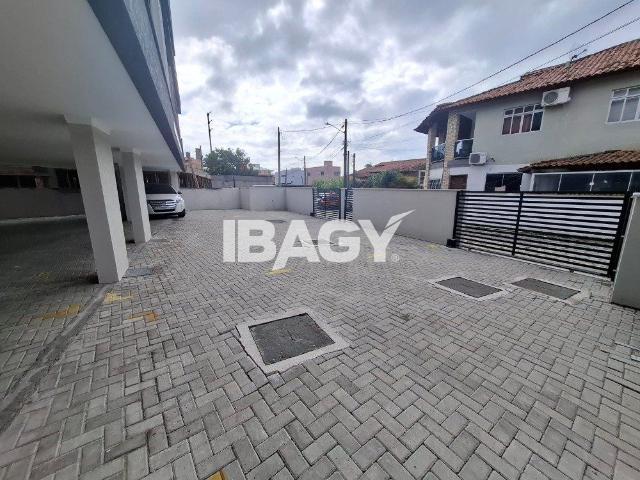 Apartamento 2 Quartos Ingleses Do Rio Vermelho 65m²