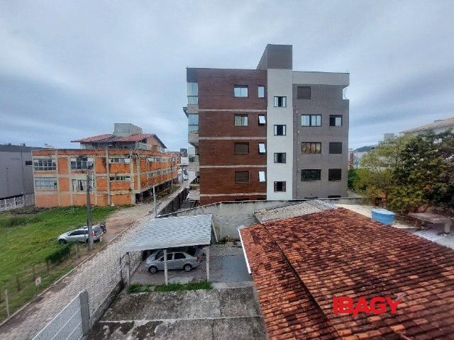 Apartamento 2 Quartos Ingleses Do Rio Vermelho 60m²