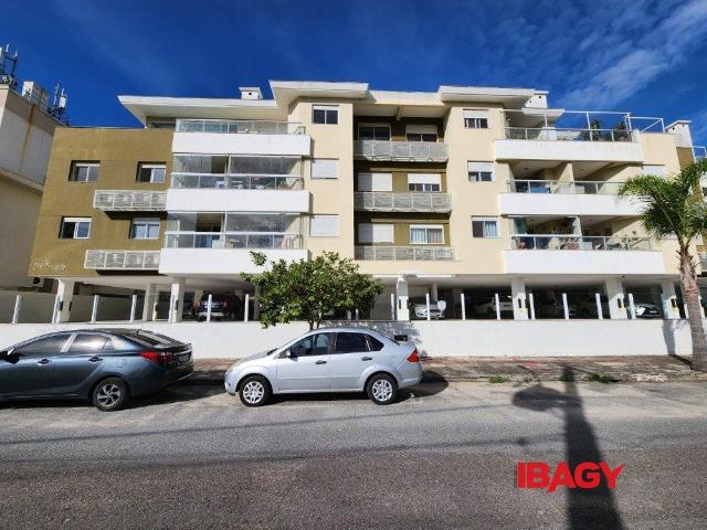 Apartamento 2 Quartos Ingleses Do Rio Vermelho 71m²