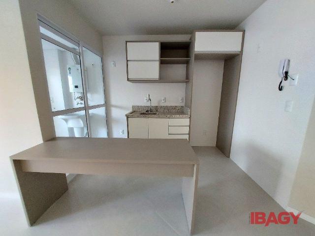 Apartamento 2 Quartos Itacorubi 70m²