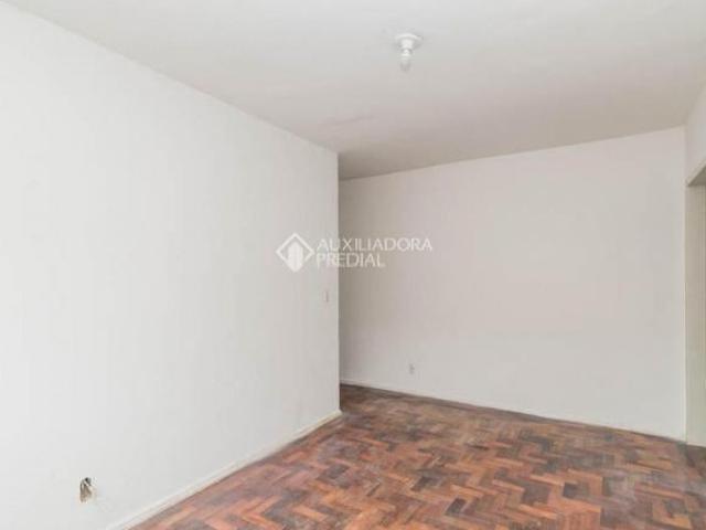APARTAMENTO 2 QUARTOS, ÓTIMA LOCALIZAÇÃO NA ZONA NORTE