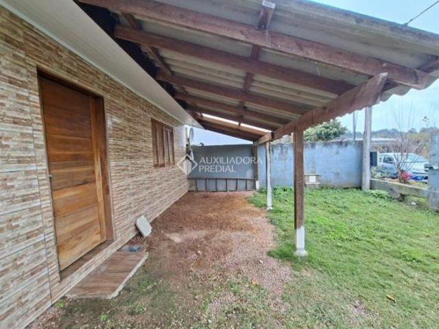 Apartamento 2 quartos, living espaçoso e vaga de garagem