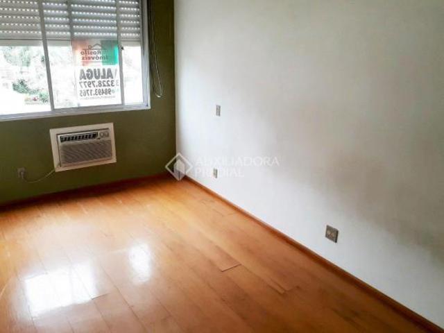 Apartamento 2 quartos, living, vaga coberta 58 m2 no bairro Cascata