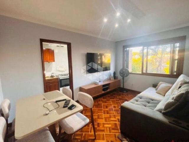 Apartamento 2 quartos no bairro Azenha em Porto Alegre