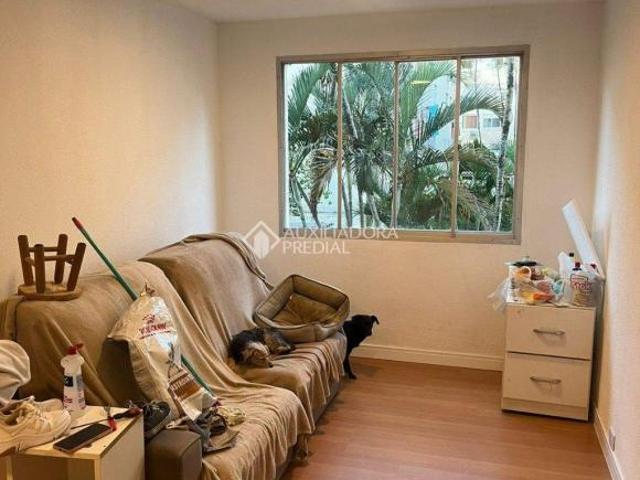 Apartamento 2 quartos, no Bairro São João, Porto Alegre
