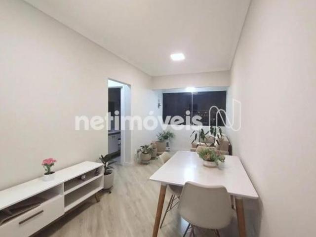 Apartamento 2 quartos no Dona Clara