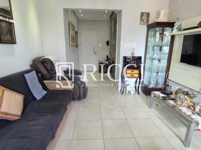 Apartamento 2 quartos no Embaré com Vaga