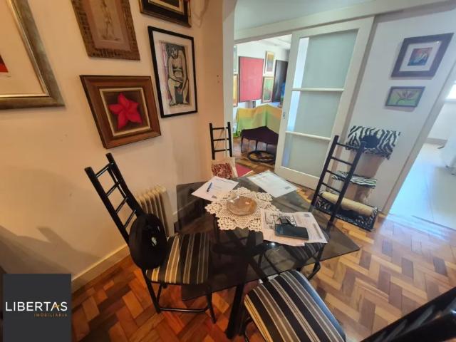 Apartamento 2 quartos na av Independência