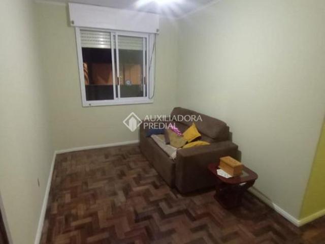 Apartamento 2 quartos na Avenida do Forte