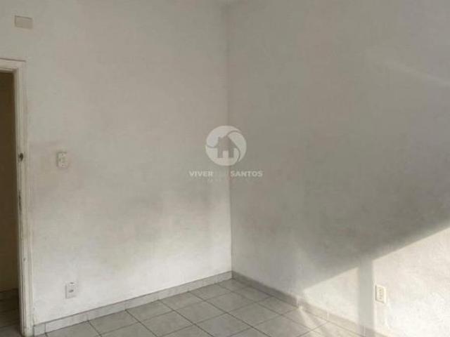 Apartamento 2 quartos na Avenida Senador Feijó sem vaga 2° andar de escadas
