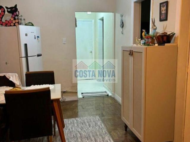 Apartamento 2 quartos na esquina da praia em São Vicente