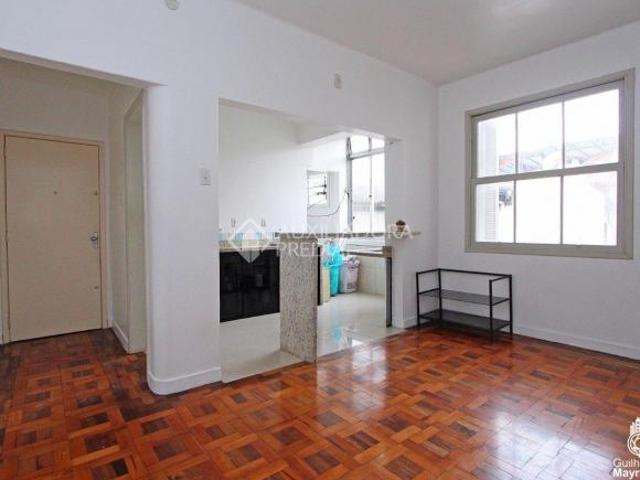 Apartamento 2 quartos, sacada, frente