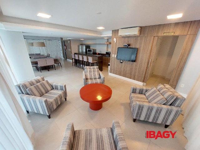 Apartamento 2 Quartos Saco Grande 79m²