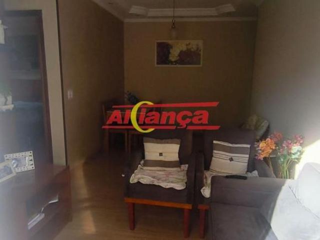 APARTAMENTO 2 QUARTOS, SALA COM SACADA SOL DA TARDE VISTA LIVRE, VAGA GARAGEM, VILA RIO, GUARULHOS